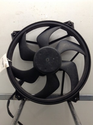 Radiator fan + mounting used - Citroen C5 - 616GPA00215C1GO - GPA