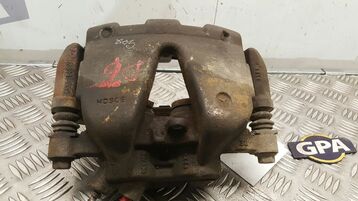 Right front brake caliper used - Mercedes CLASSE GLK - 2044214281 - GPA