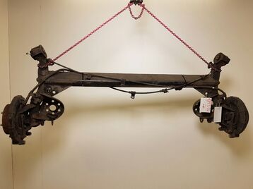 Rear axle used - KIA RIO - 551001G200 - GPA