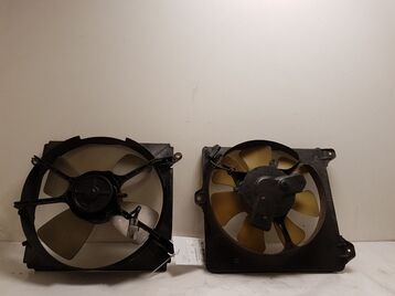 Radiator fan + mounting used - Toyota RAV4 - 616GPA01199C1ES - GPA