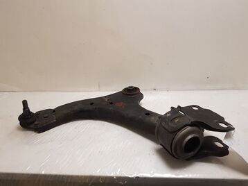 Left front control arm used - Ford MONDEO - 1507182 - GPA