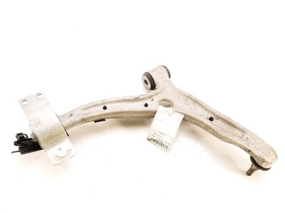 Left front control arm used - Mercedes CLASSE GLA - 1563300500 - GPA