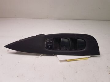 Platine de commande lève-vitre gauche occasion - Nissan X-TRAIL - 25401 ...