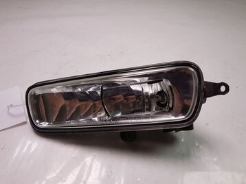 Left front fog light used - Ford FOCUS - 1874688 - GPA