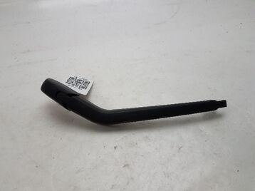 Rear wiper arm x1 used - Toyota IQ - 8524174010 - GPA