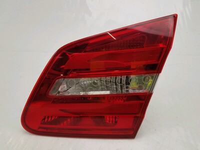 Right hatchback boot light used - Mercedes CLASSE B - 2469066400 - GPA