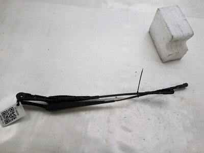 Front wiper arms x2 used - Mercedes CLASSE A - 1778200900 - GPA