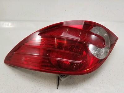 Right rear light used - Mercedes CLASSE R - 2518201864 - GPA