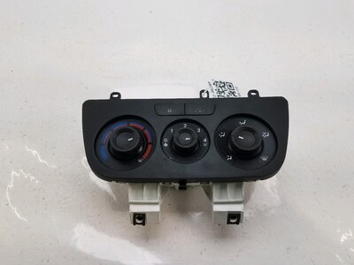 Commande de chauffage occasion - Fiat DOBLO 2 PHASE 1 (2010) - GPA