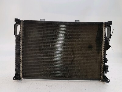 Cooling radiator used - Mercedes CLASSE E - 2115000102 - GPA