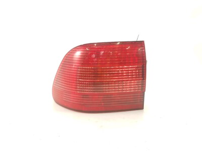 Left rear light used - Porsche CAYENNE - 95563148502 - GPA