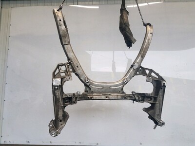 Engine carrier support frame used - BMW - 31116782458 - GPA