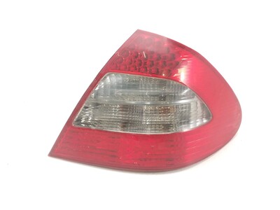 Right rear light used - Mercedes CLASSE E - 2118202664 - GPA