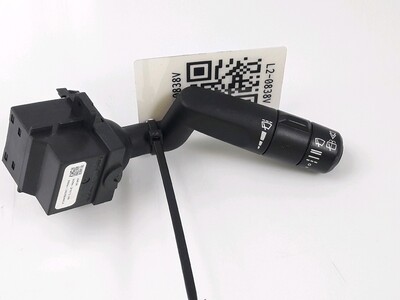 Right indicator stalk used - Land Rover FREELANDER - LR017768 - GPA