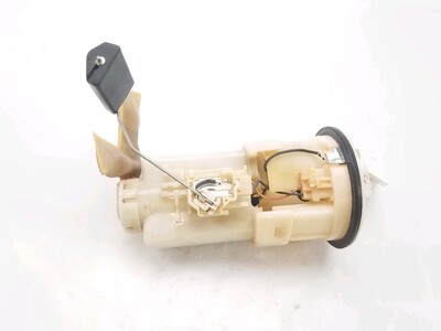 Fuel pump used - Toyota YARIS - 2322122140 - GPA