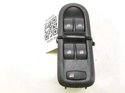 Platine de commande lève-vitre gauche occasion - Renault MEGANE 2 PHASE 2 (2006) - GPA