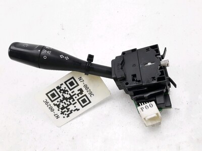 Left indicator stalk used - Mitsubishi PAJERO - MR570117 - GPA