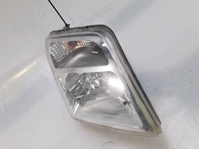 Right headlight used - Ford - 1346497 - GPA