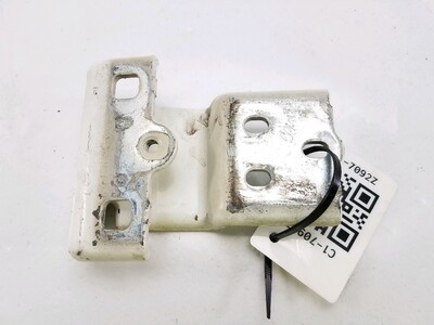 Right swing door lower hinge used - Peugeot - 1617323580 - GPA