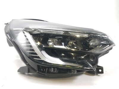 Right headlight used - Renault CAPTUR - 260104525R - GPA