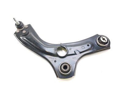 Right front control arm used - Renault CAPTUR - 545042080R - GPA