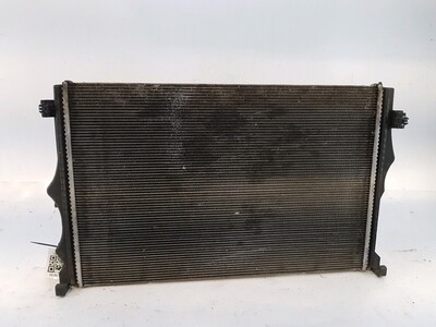 Cooling radiator used - Mercedes CLASSE A 3 PHASE 2 (2015) - GPA