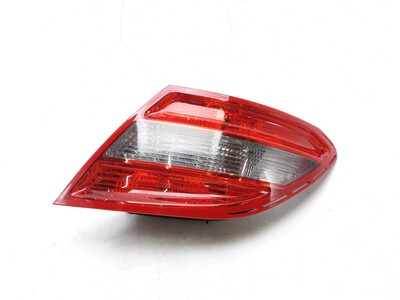 Right rear light used - Mercedes CLASSE C - 2049060503 - GPA
