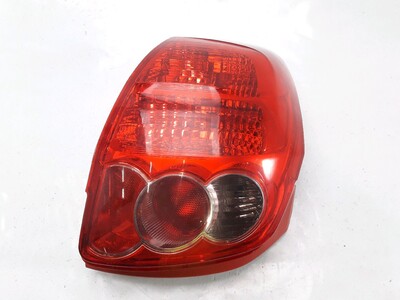 Left rear light used - Toyota AURIS - 8156102400 - GPA