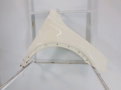 Right front fender used - Audi Q3 - 8U0821106 - GPA