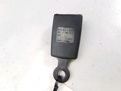 Right front belt clip used - Mercedes - 90186011699051 - GPA