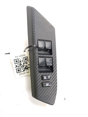 Left window-lift switch panel used - Toyota RAV4 - 8482042210 - GPA