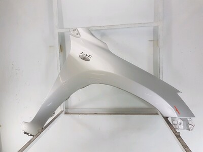 Right front fender used - Toyota RAV4 - 5381142290 - GPA