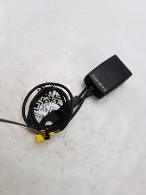 Right front belt clip used - Mercedes CLASSE C - 2078601869 - GPA