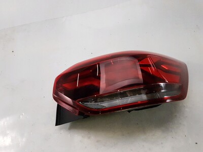 Right rear light used - Dacia SANDERO - 265501832R - GPA