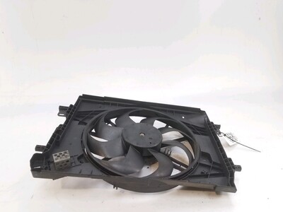 Radiator fan + mounting used - Dacia DOKKER - 214816436R - GPA