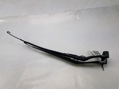 Front wiper arms x2 used - Infinity Q50 - 28886-4GF0A - GPA