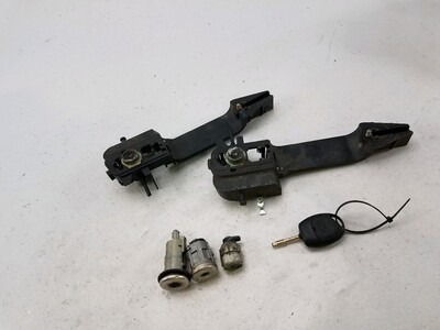 Steering lock and door key cylinders kit used - Ford FIESTA - 4364123 - GPA
