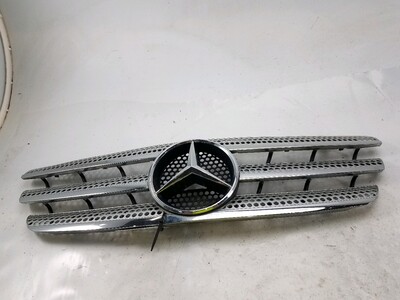 Grille used - Mercedes CLASSE ML - 1638800185 - GPA