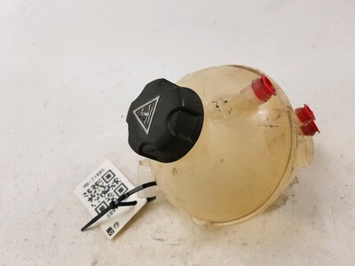 Coolant expansion tank used - Peugeot 5008 - 96 781 260 80 - GPA