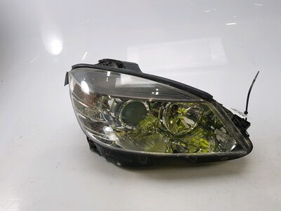 Phare droit occasion - Mercedes CLASSE C - 2049065203 - GPA