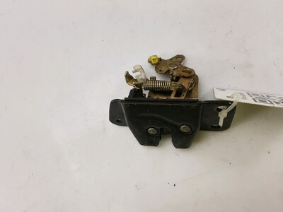 Serrure de hayon occasion - Hyundai SATELLITE - 817104A001 - GPA