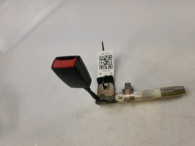 Left rear belt clip used - Mercedes CLASSE C - 2038600769 - GPA