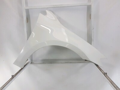 Right front fender used - Volkswagen GOLF - 5G0821106A - GPA