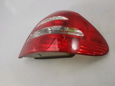 Feu arrière droit occasion - Mercedes CLASSE E 3 PHASE 1 (2002) - GPA