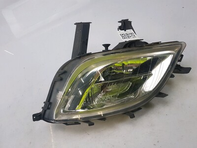 Left front fog light used - Opel ASTRA - 13293618 - GPA