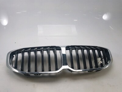 Grille used - BMW SERIE 1 - 51135A39366 - GPA