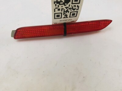 Left rear reflector used - Toyota URBAN CRUISER - 8192048012 - GPA