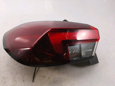 Feu arrière gauche occasion - Opel CORSA - 9829317380 - GPA