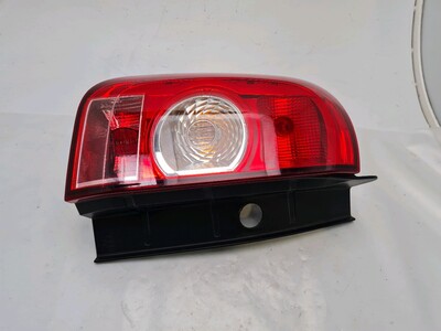 Feu arrière gauche occasion - Dacia DUSTER 1 PHASE 1 (2010) - GPA