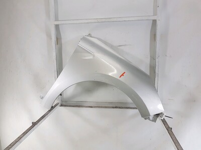 Right front fender used - Renault CLIO - 631002838R - GPA
